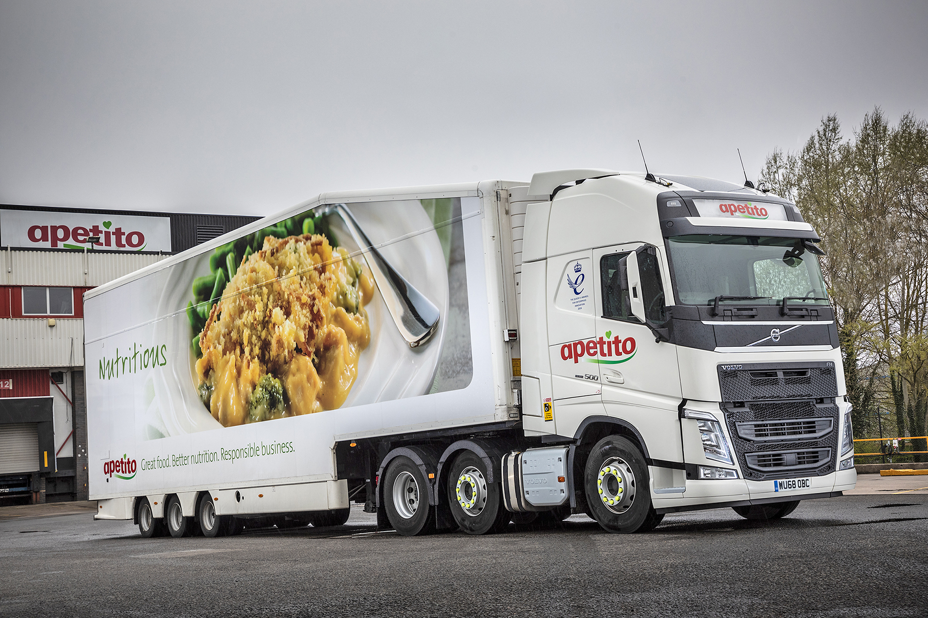 Six new Volvo FH tractor units top the menu at apetito