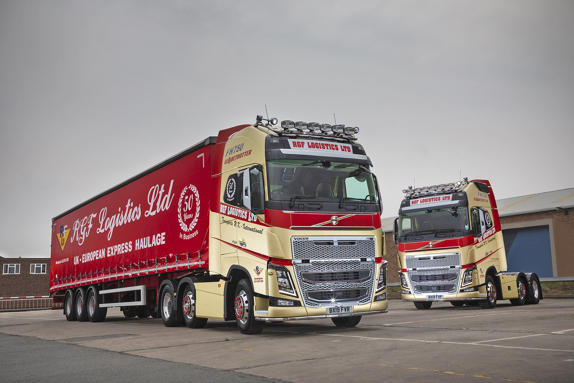 Two new Volvo FH16 750 tractor units create a golden opportunity for ...