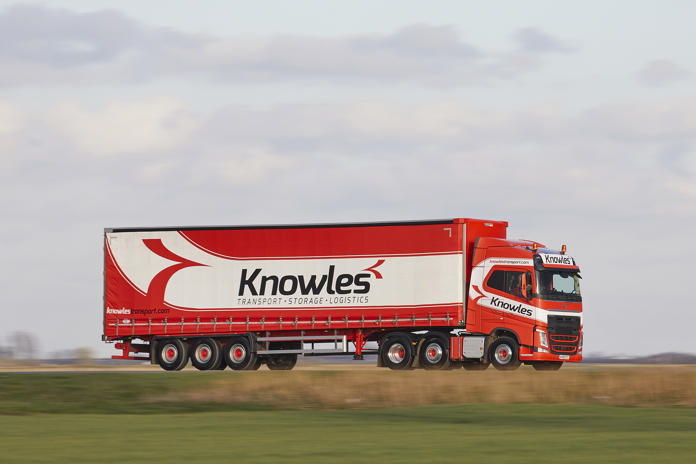 Ely technicians work to keep Knowles Transport moving